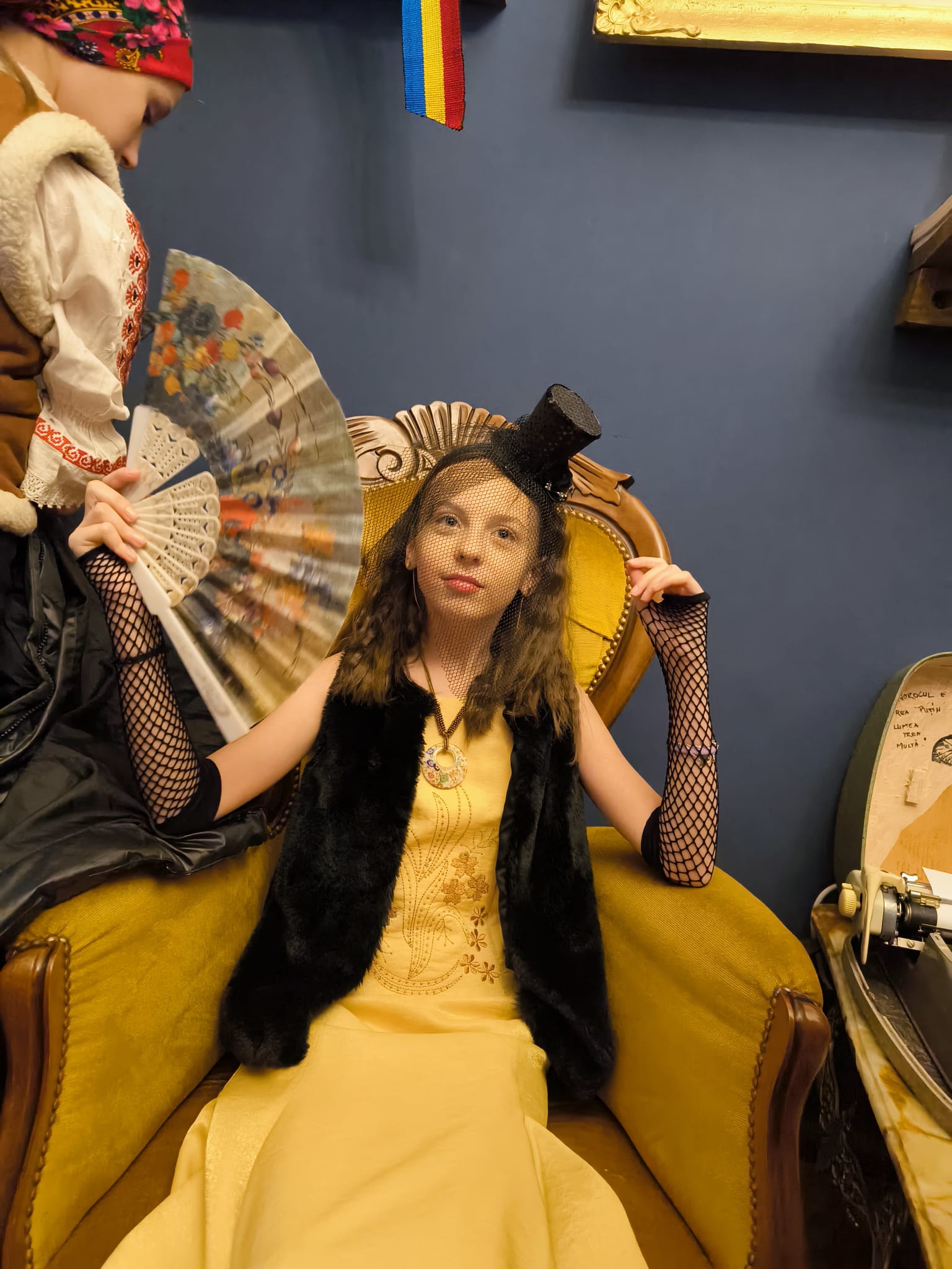 CULTURA LA BREBU - Ziua marelui Caragiale omagiat de elevii brebeni